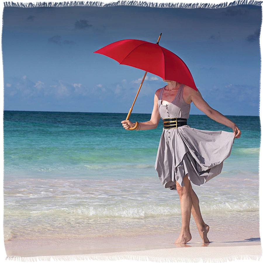 Suzi Roher Barefoot on the Beach – Carla Shoes and Accessories